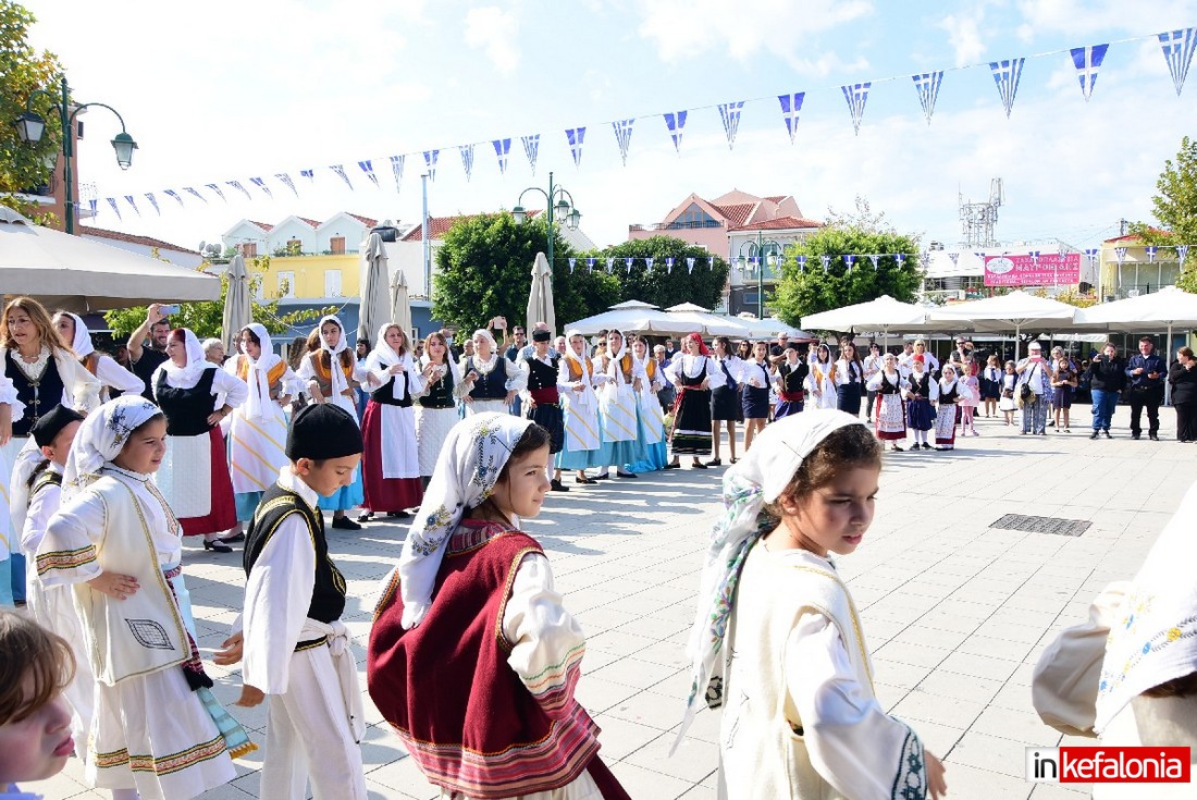 Το Ληξούρι γιόρτασε την επέτειο του "ΟΧΙ" (εικόνες) - InKefalonia