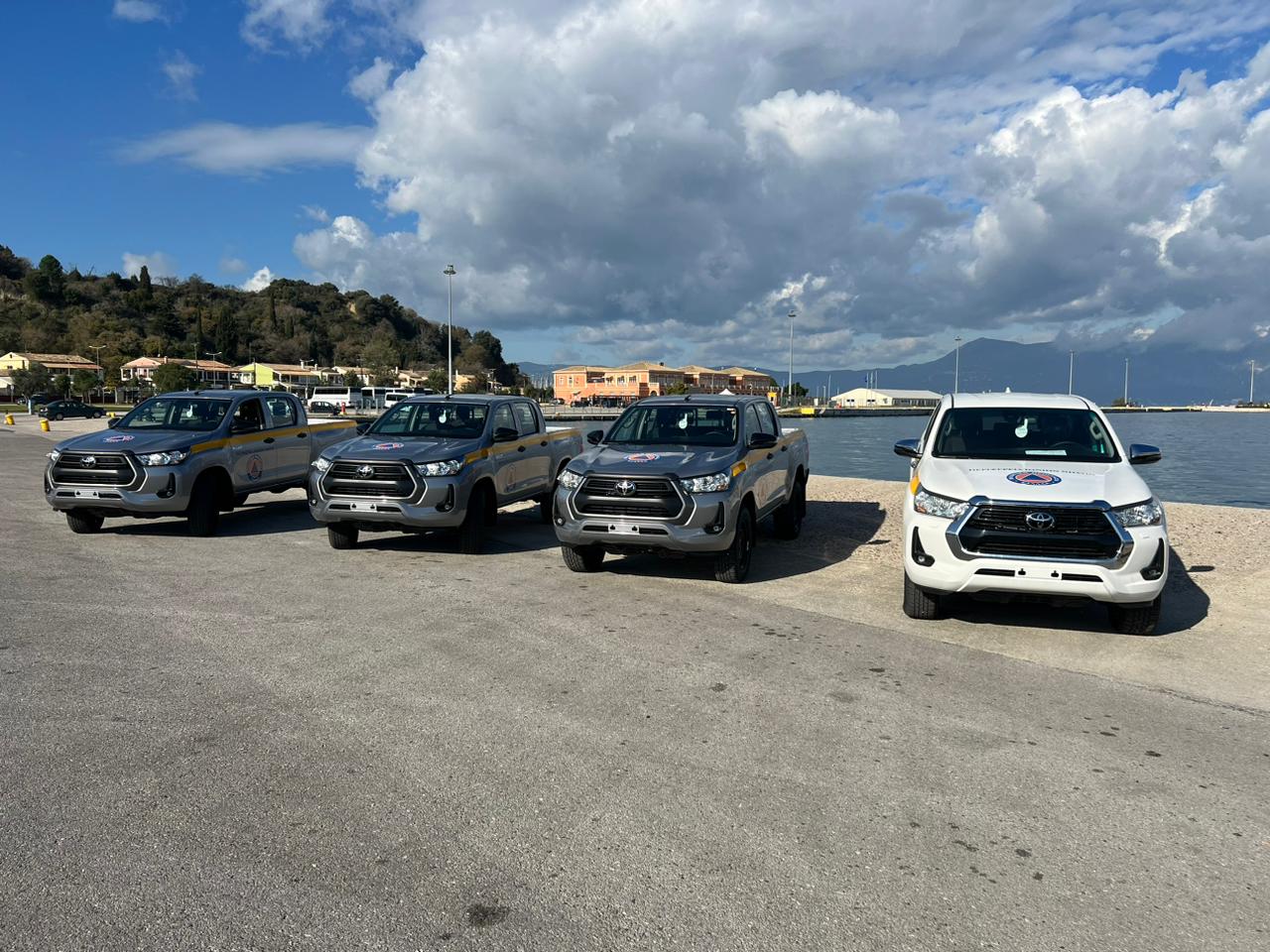 Η Περιφέρεια Ιονίων Νήσων εξοπλίζει τους Δήμους με πυροσβεστικά οχήματα ...