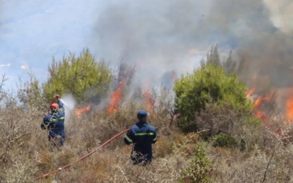 Κεφαλονιά: Πυρκαγιά στον Αγιο Γεώργιο - InKefalonia