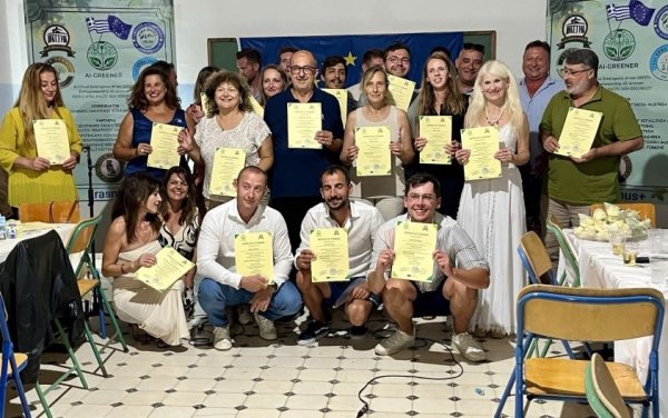 Τελετή απονομής των βεβαιώσεων παρακολούθησης του προγράμματος ERASMUS+ ...