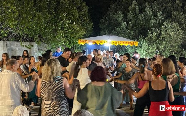 Τα Σιμωτάτα γιορτάζουν! Κεφι και χορός στο πανηγύρι του χωριού ...