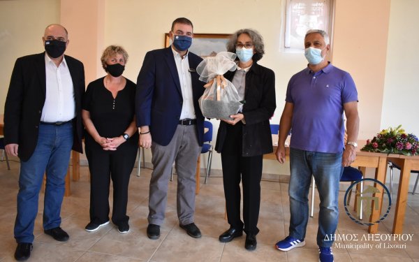 Στο Δήμο Ληξουρίου η Σοφία Σακοράφα- Τα θέματα που συζητήθηκαν (εικόνες ...
